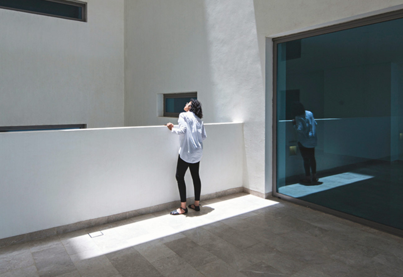 White Art – Studiolism